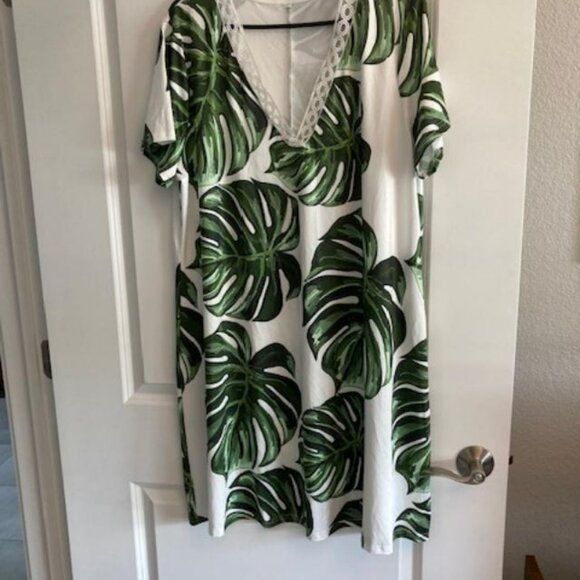 Dresses | Palm Tree Dress V Neckline New | Poshmark